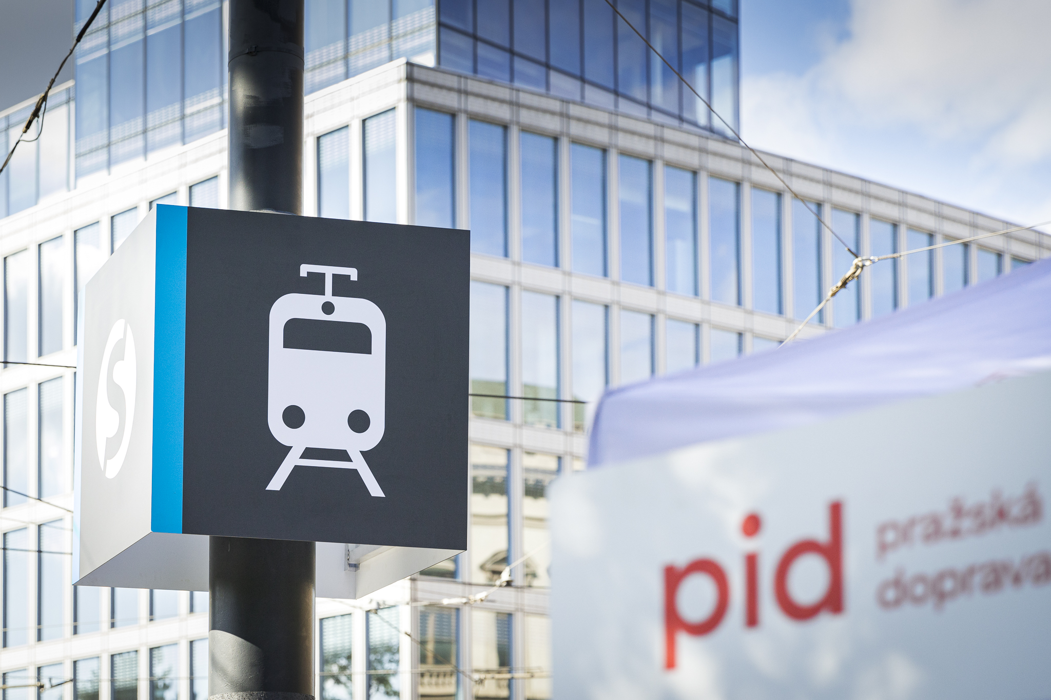 Praha nutně potřebuje nové koleje pro vlaky – projekt Metro S přiveze ...